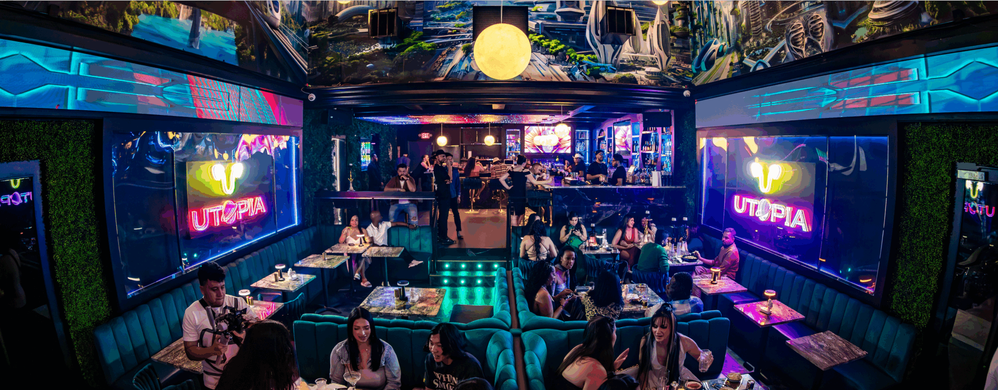 Christmas at Utopia Lounge ATL | Latin Bites, Cocktails & Hookah